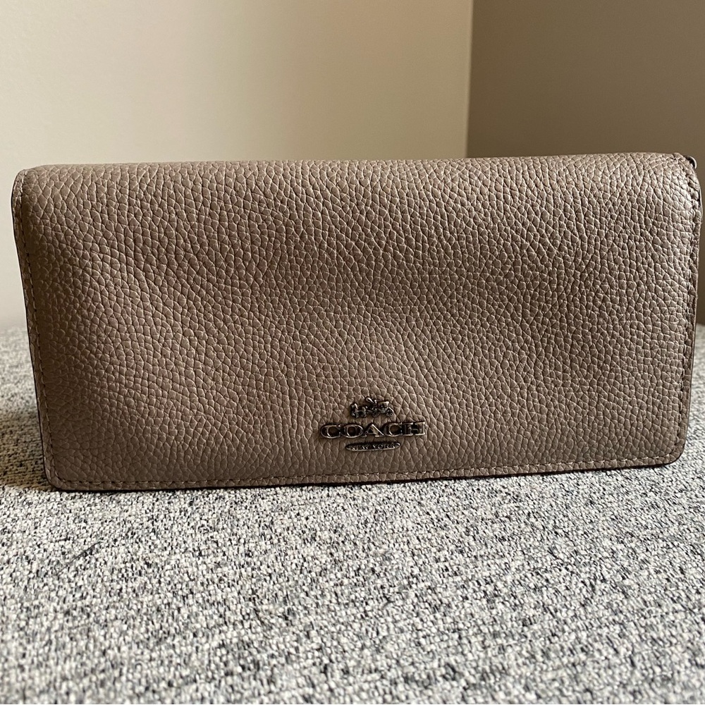Coach Gray Pebbled Leather Wallet. Large Size. - Gem